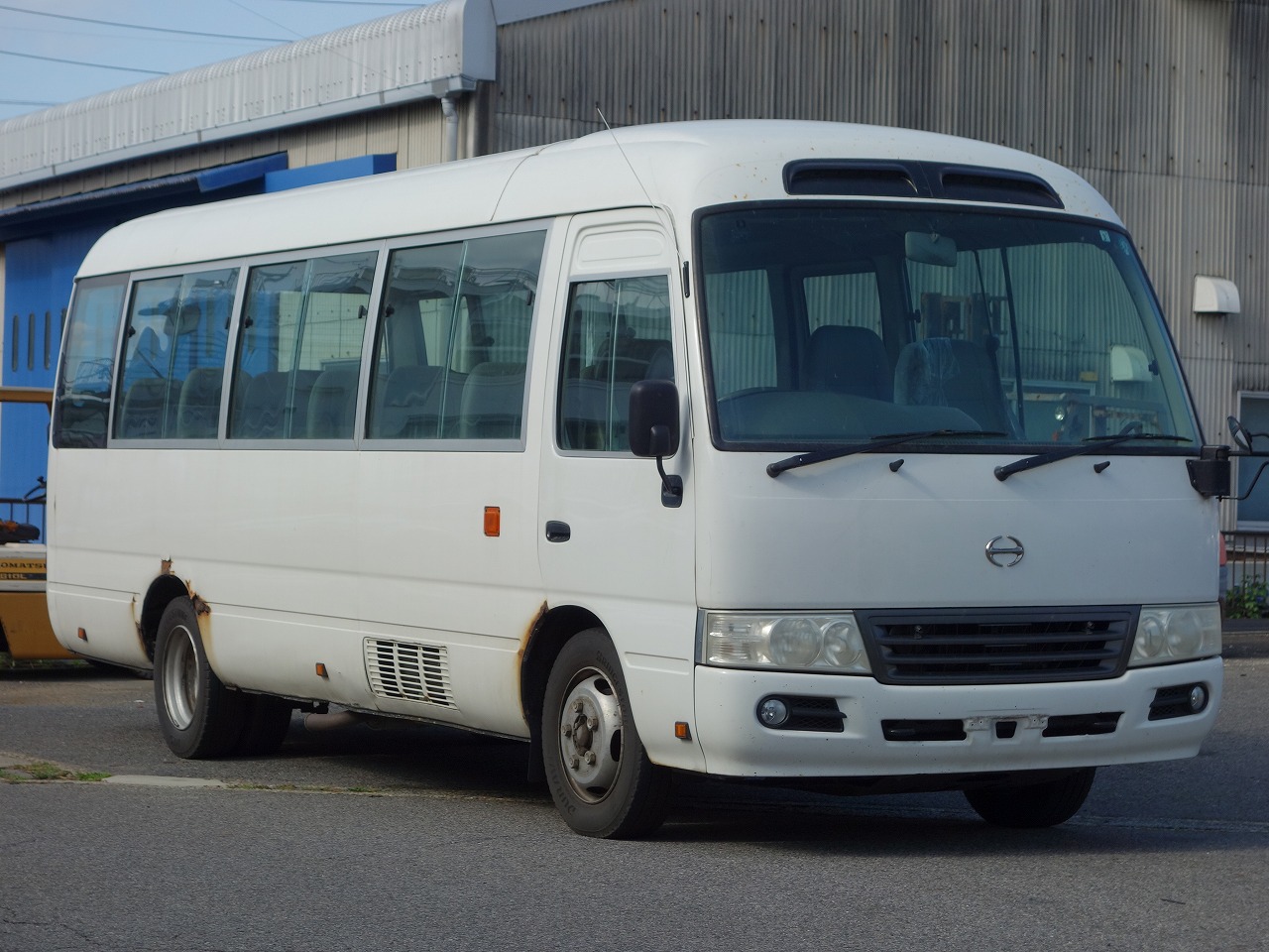 HINO LIESSE II – Autovan Corporation