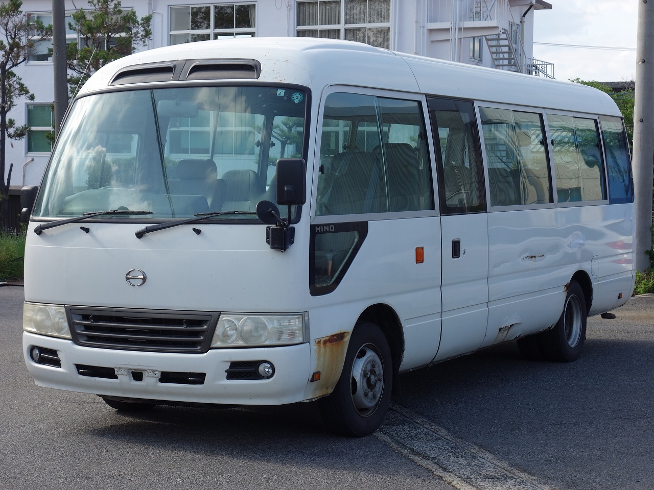 HINO LIESSE II – Autovan Corporation