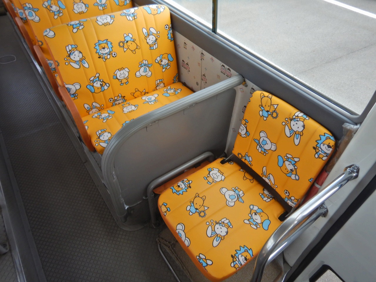 TOYOTA Coaster – Autovan Corporation